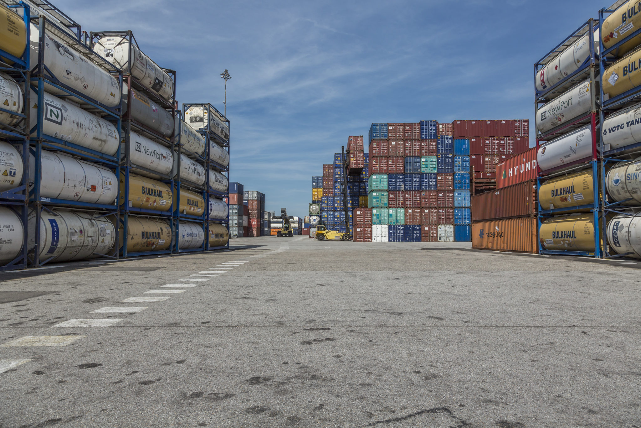 Stella Container Logistics - Ihr zuverlässiger Partner für den One-Way ...